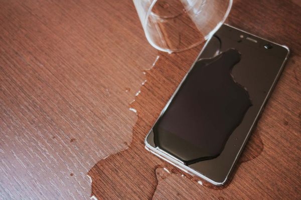 How To Repair A Water-Damaged Phone - whownskenya